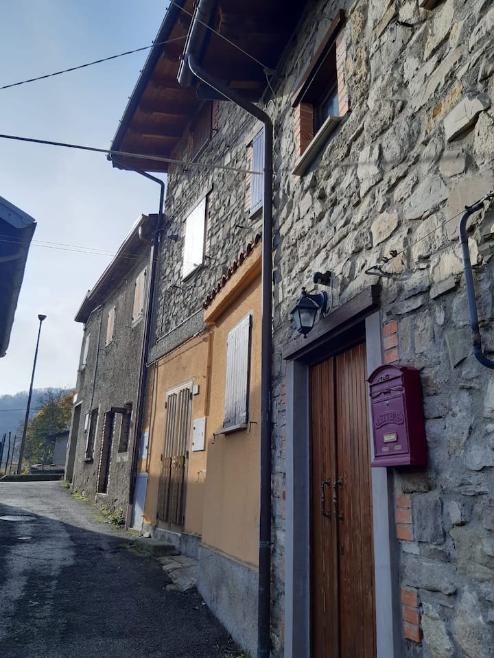 Casa Quercia A Vallisnera - Cerreto Laghi