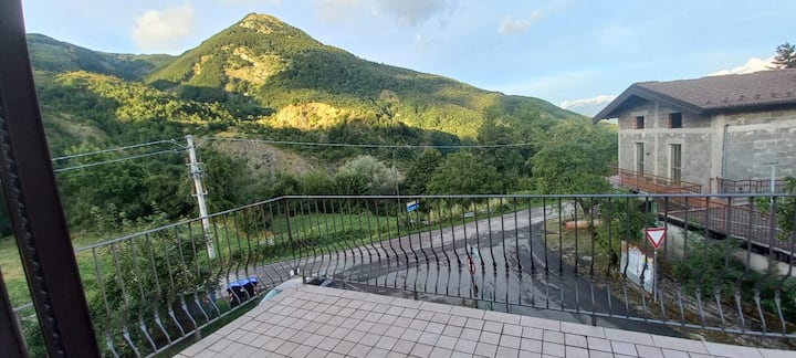 Casa Noce A Vallisnera - Cerreto Laghi