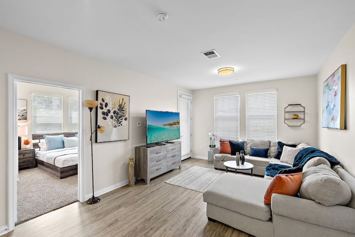 2 Bed/ 2 Bath. Resort Style Amenitieslaguna Niguel - Laguna Hills, CA