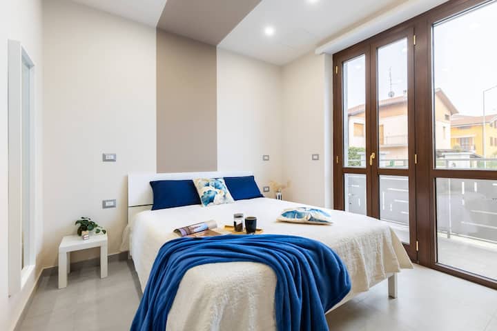 5 Minuti Dalla Metro - [Le Dame Di Piazza Bengasi] - Moncalieri