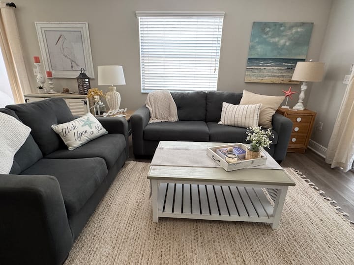 Villa Getaway: 2-be 1-ba W/ Enc Lanai- Heat & A/c - The Villages, FL