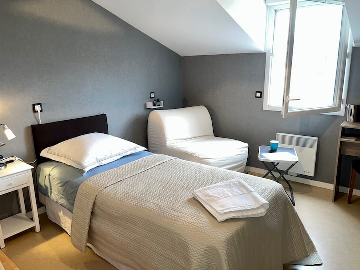 Petite Chambre Double (1 à 2 Personnes) - Beaupréau