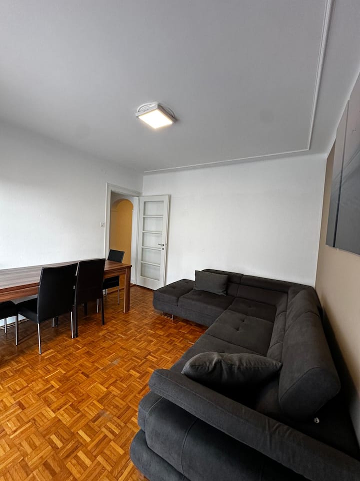 Flat In The Centre Of Lausanne - Renens