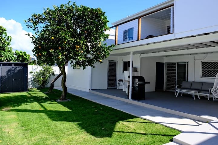 Hideaway On Oxley - Lower Level - Redcliffe