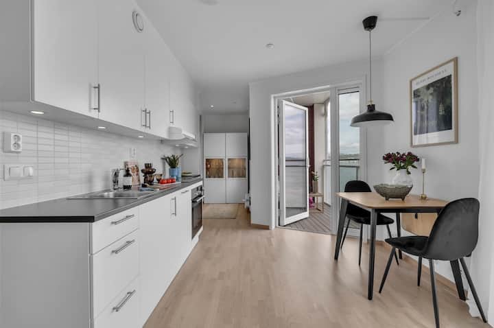 Koselig Leilighet Med Utsikt. - トロムセー