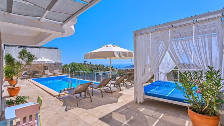 Deniz Manzaralı Modern Villa - Kalkan