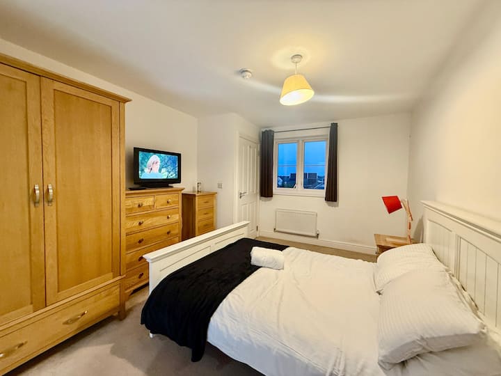 5br 4ba Home – Sleeps 10 - Alton
