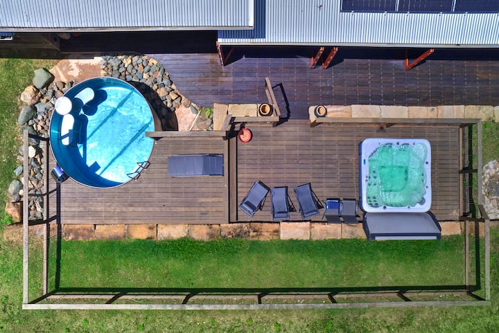 Luxury Figtree Cabin With Fireplace & Views - Noosa