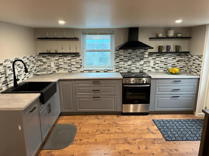Comfortable 1-bedroom Apartment Near Stony Brook - Long Island, NY