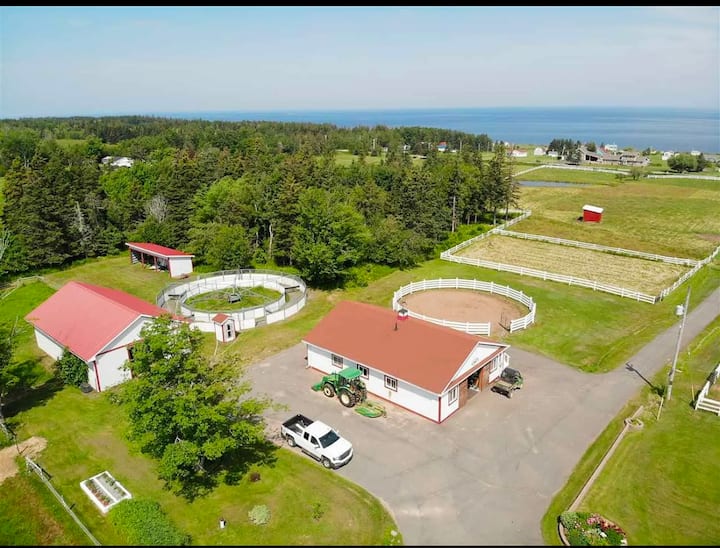 Ocean View Farm Guest House On The Sunrise Trail - Prince Edward Island