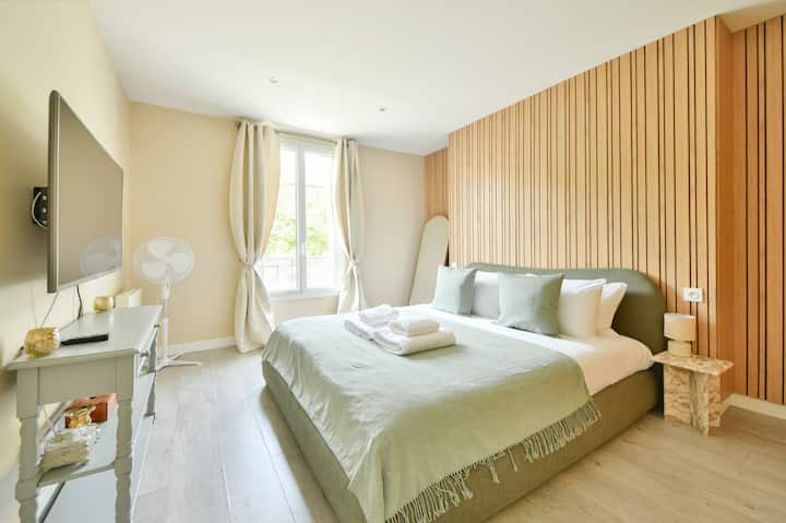 Lovely 1br W/ Seine View Near Eiffel Tower - Paris