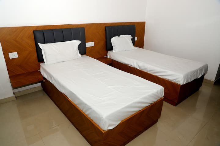 Ballika Kunj , A Homestay - Dehradun