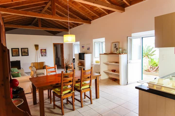 Casa Amarela - Sete Cidades