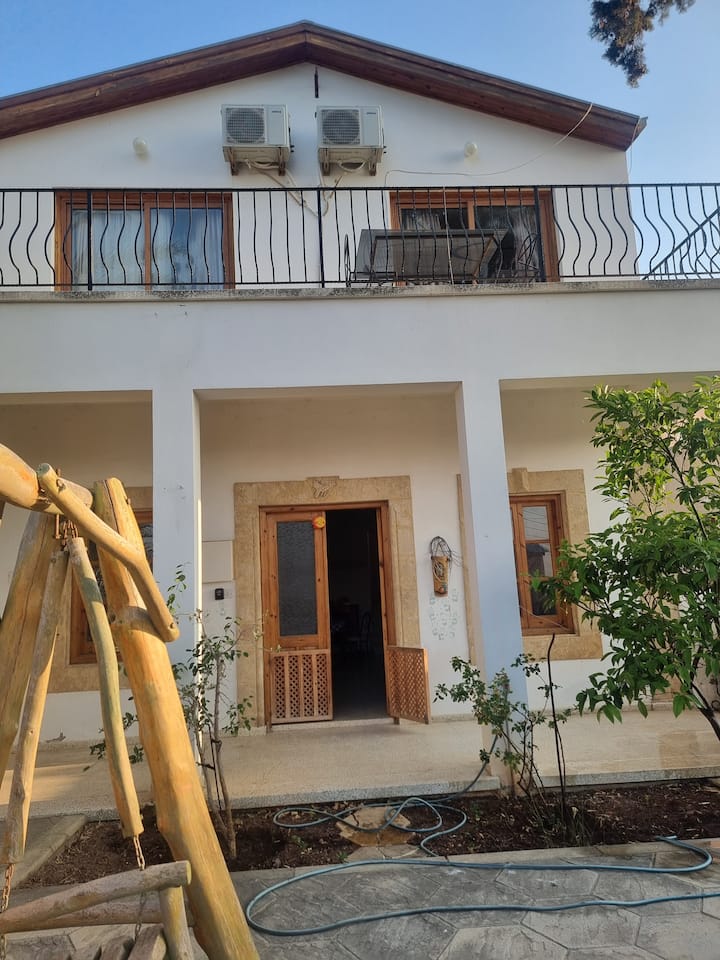 Love & Arts Home In Vasilia - Girne
