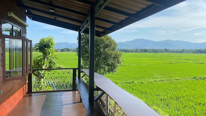 Mountain View Ricefield Retreat - Doi Saket District