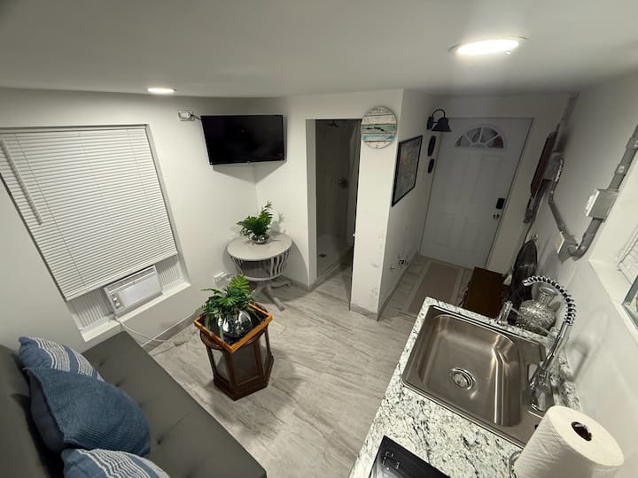 Seabreeze Cottage - Boynton Beach, FL