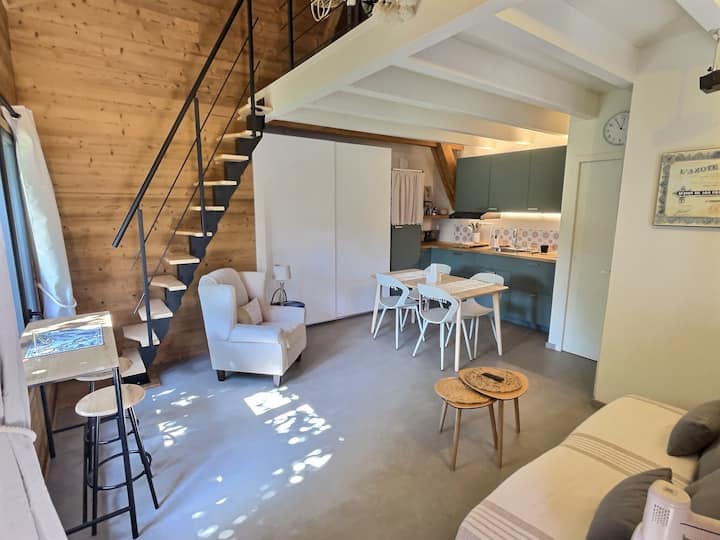 Chalet Cosy Avec Jacuzzi - Ferney-Voltaire