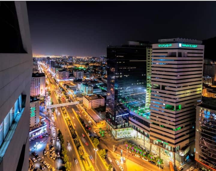 فندق هوليداي إن مكة
(خمس نجوم)
Holiday Inn Makkah - Mecca (Saudi Arabia)