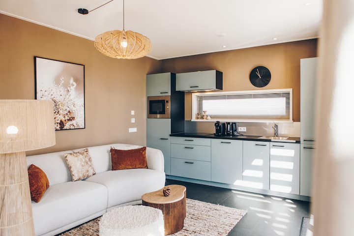 Renswellness With Hot Tub & Sauna | 2 Persons - Veenendaal