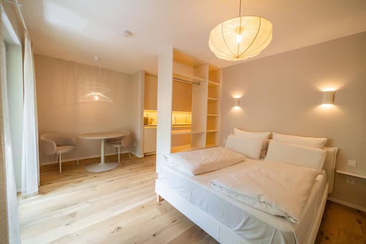 Design, Sustainability & Highspeed Internet - München