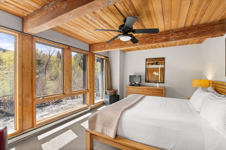 Aspen Retreat On Roaring Fork - Aspen, CO