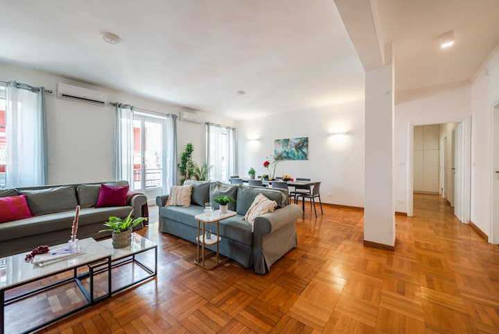 The Dreamers Mansion [Ticinese] - 5 Min To Bocconi - Milan