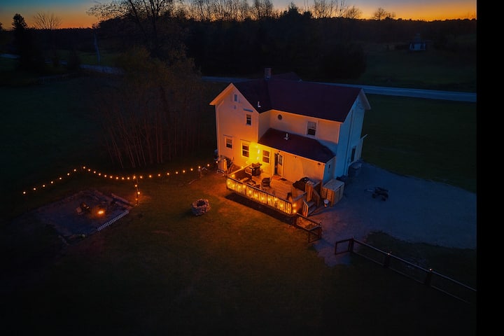 Cozy Catskill Farmhouse Near Skiing + Bethel Woods - Bethel