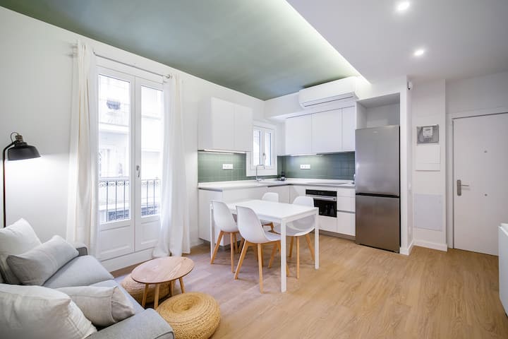 Fantastic 3 Br Apartment Felicia - 바르셀로나