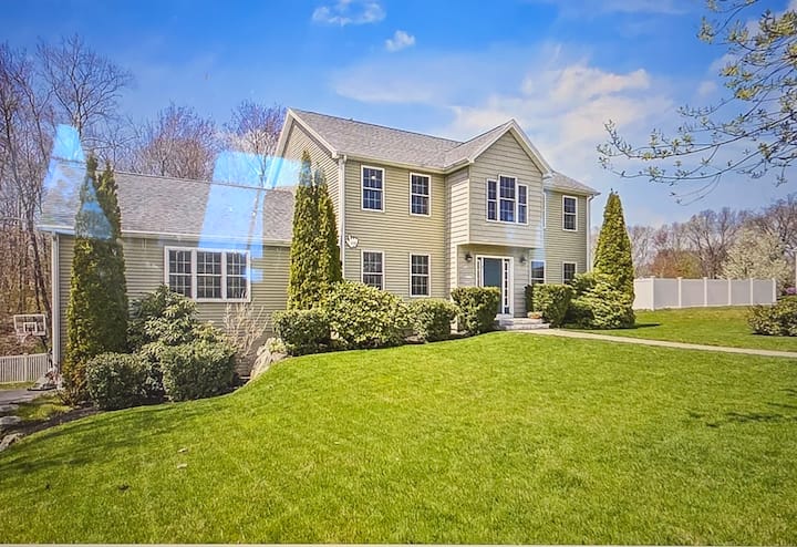 Cozy & Convenient Rooms For Rent - Grafton, MA