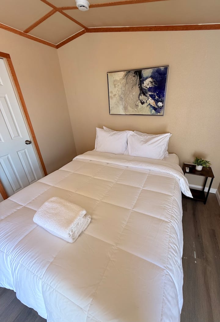 Cold A/c | Crew-ready Suite - Odessa, TX