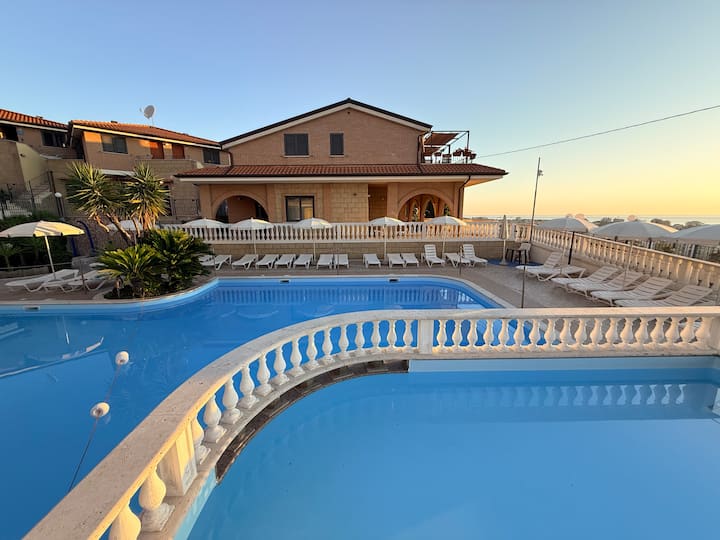 Il Borgo Blu - Alba Adriatica