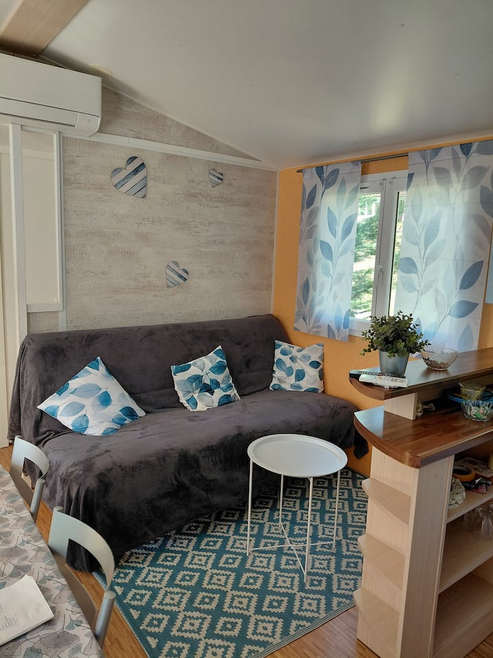 Spacieux Mobilhome - Ardennes