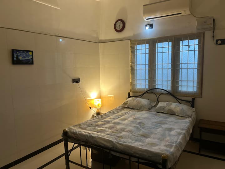 Serene Cosy Homestay + Terrace - Vellore
