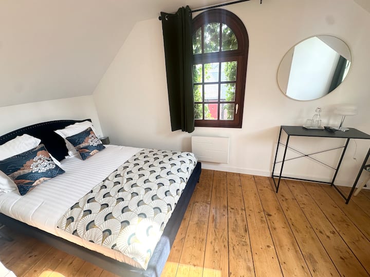 Le Pavillon Isabey - Chambre Ii Avec Parking - Étretat