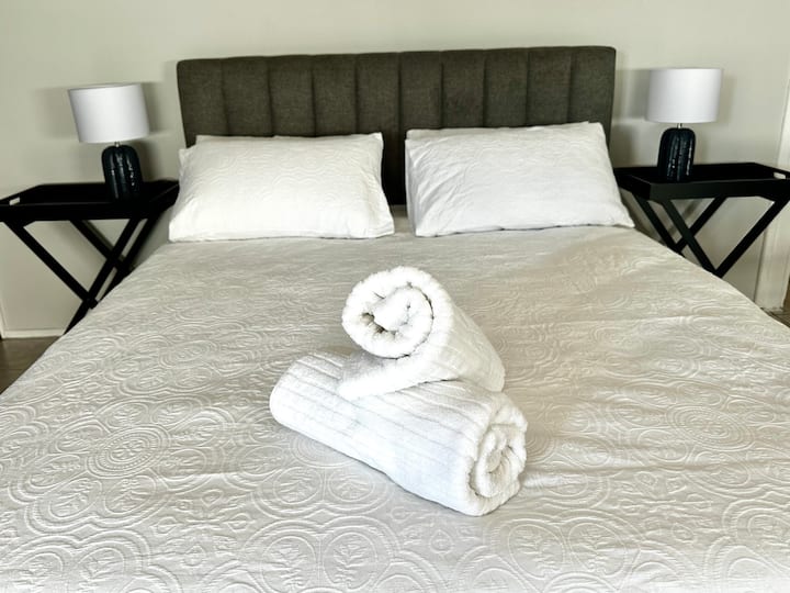 Studio 80 - Fraser Island