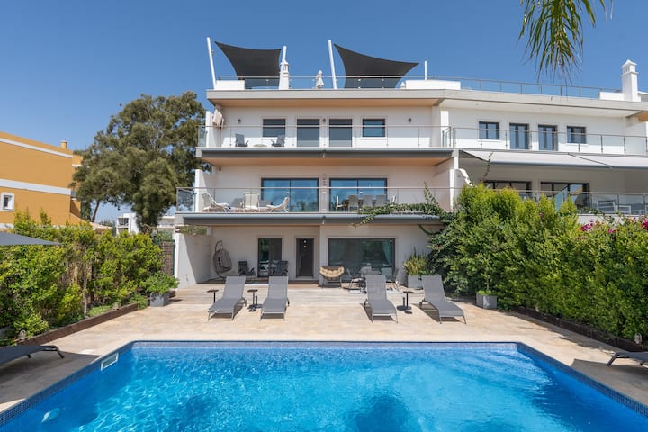 Sea View Villa In Lagos - Lagos