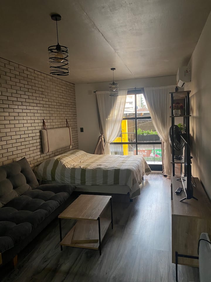 Mono Ambiente En Alquiler - Rosario