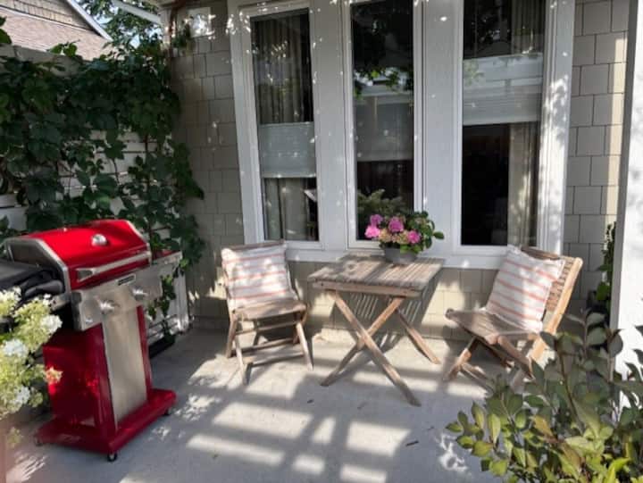 South Pandosy Bungalow - Kelowna
