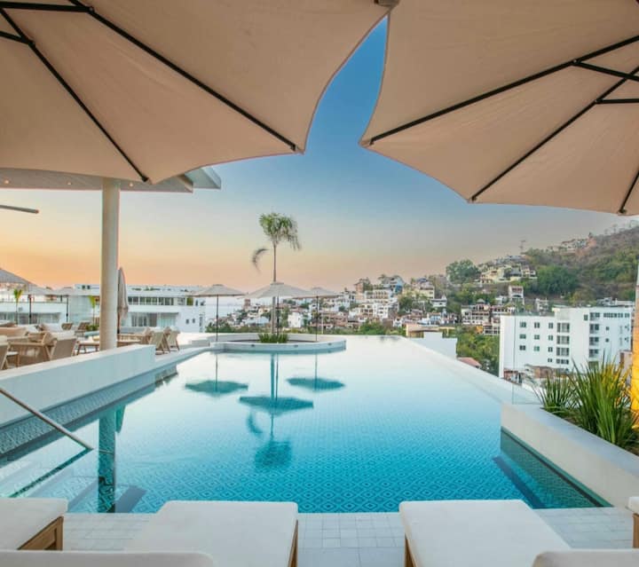 1br | 2bth Luxury Penthouse @ D'vine Residences - Puerto Vallarta