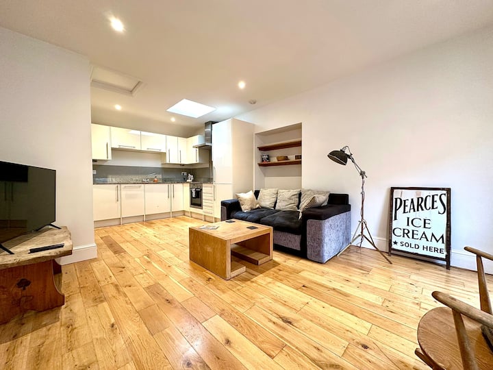 Flat 3, Waterloo Apartments. - Frome