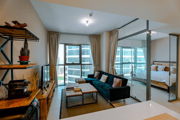 Modern Glass Suite With City Views | Reem Island - Abu Dhabi