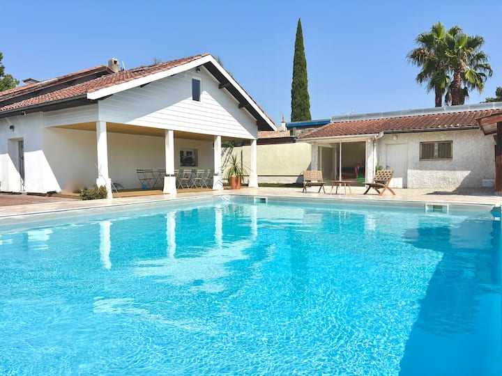 Villa Luxueuse Avec Piscine - Biganos