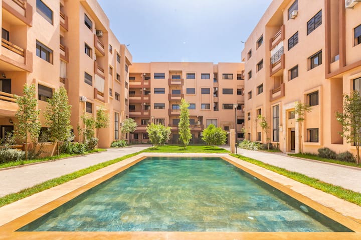 Pool Views 2br Family Apartment - Marrakech