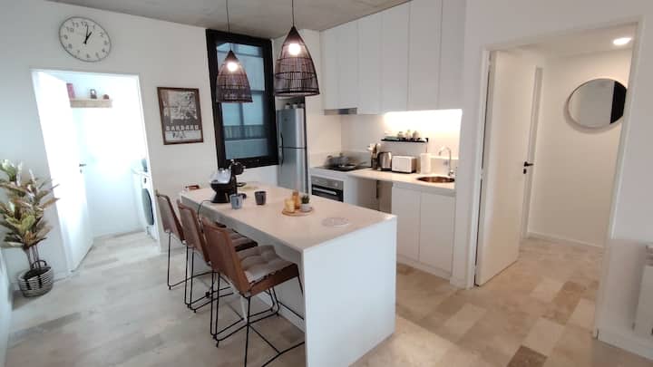 Zona Tranquila. Cerca De Todo | 4 Pax | 91 M² - Argentina