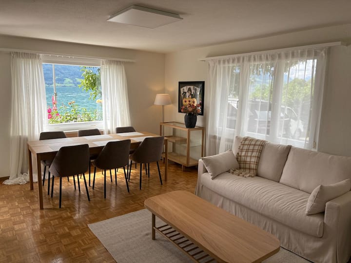 2br Seeblick-wohnung In Gersau - Weggis