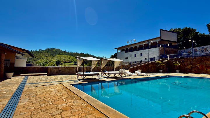 Quarto P/ 4 Pessoas  Piscina + Lazer Em Amparo - Amparo