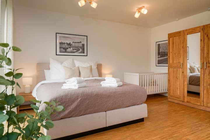 Wohnkultur | Ferienhaus Für 10 | Garten | 140qm - Wiesloch