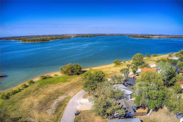 Lakefront Resort W/ Lake View And Big Deck - Little Elm, TX