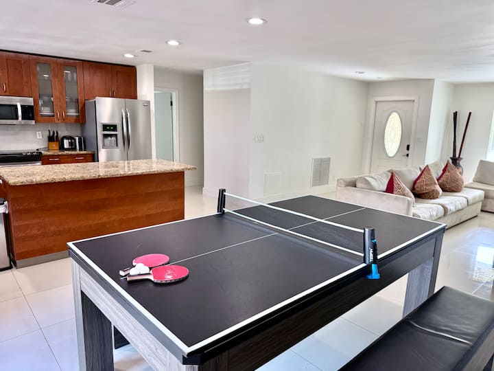 4br 3bath In Hollywood Fl - North Miami Beach, FL