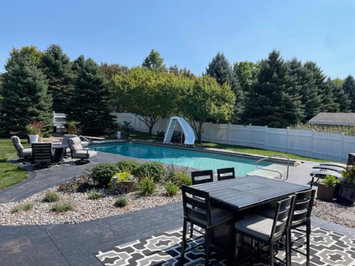 Pool + Hot Tub + Firepit In Brookings Near Sdsu - Brookings, SD